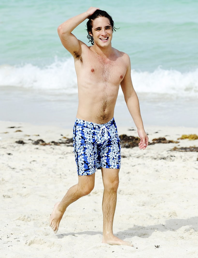 Diego Boneta Sexy Shirtless Stars Us Weekly