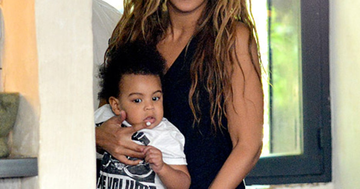 Blue Ivy Looks More Grown Up Than Ever With Beyonce Jay Z Pictures